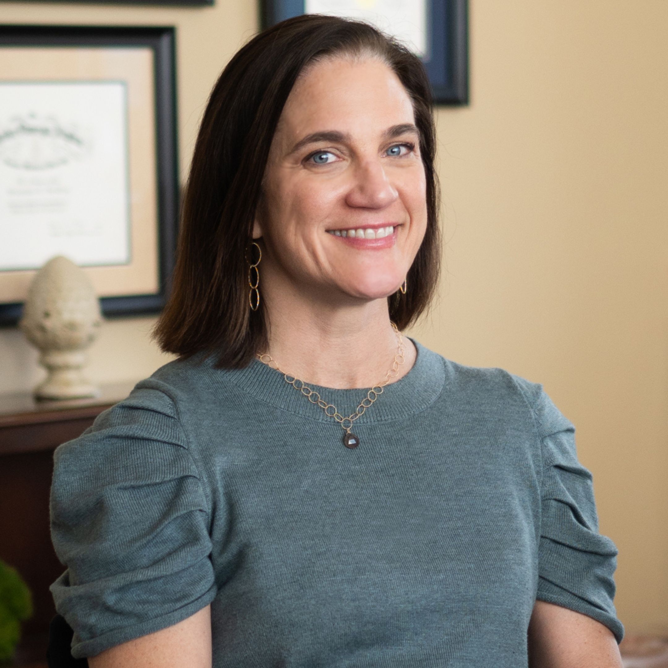 EMILY HARDCASTLE, LCSW - Nashville Family Wellness